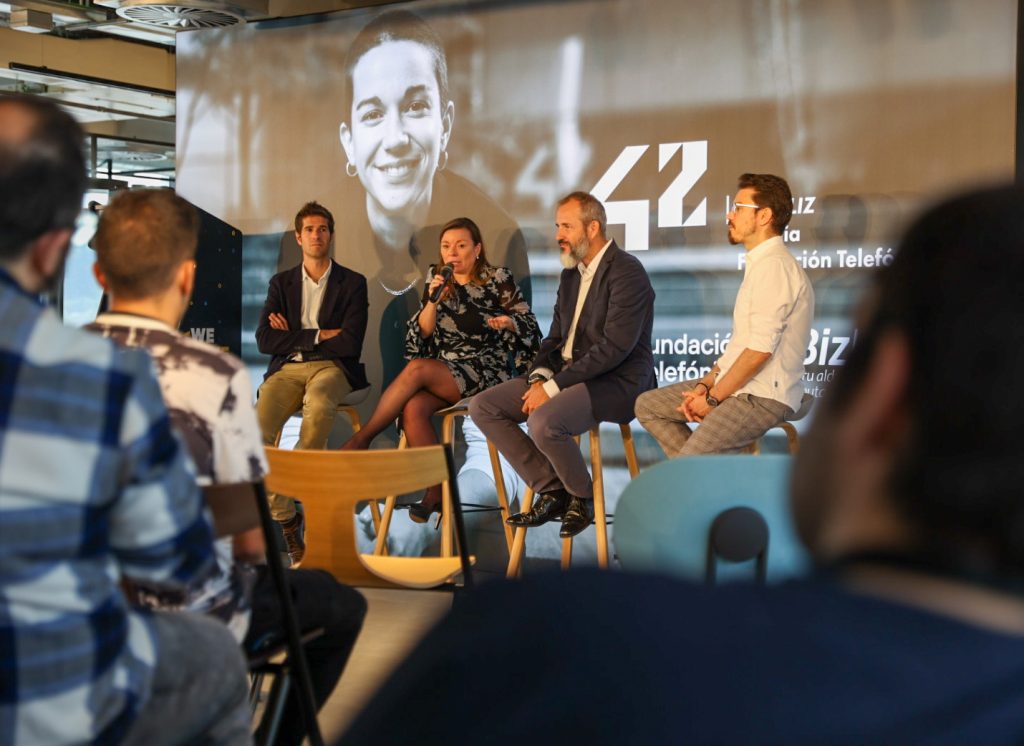 Inauguración del ‘AWS Cloud Camp by acens’ en 42 Urduliz - acens blog