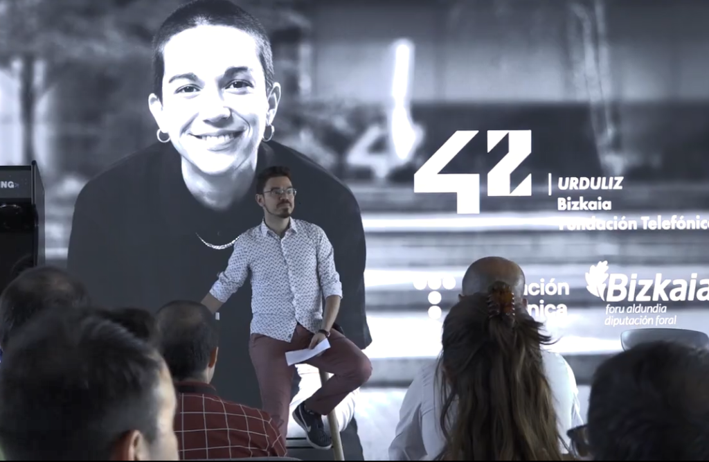 Presentación oficial del AWS Cloud Camp by acens - acens blog